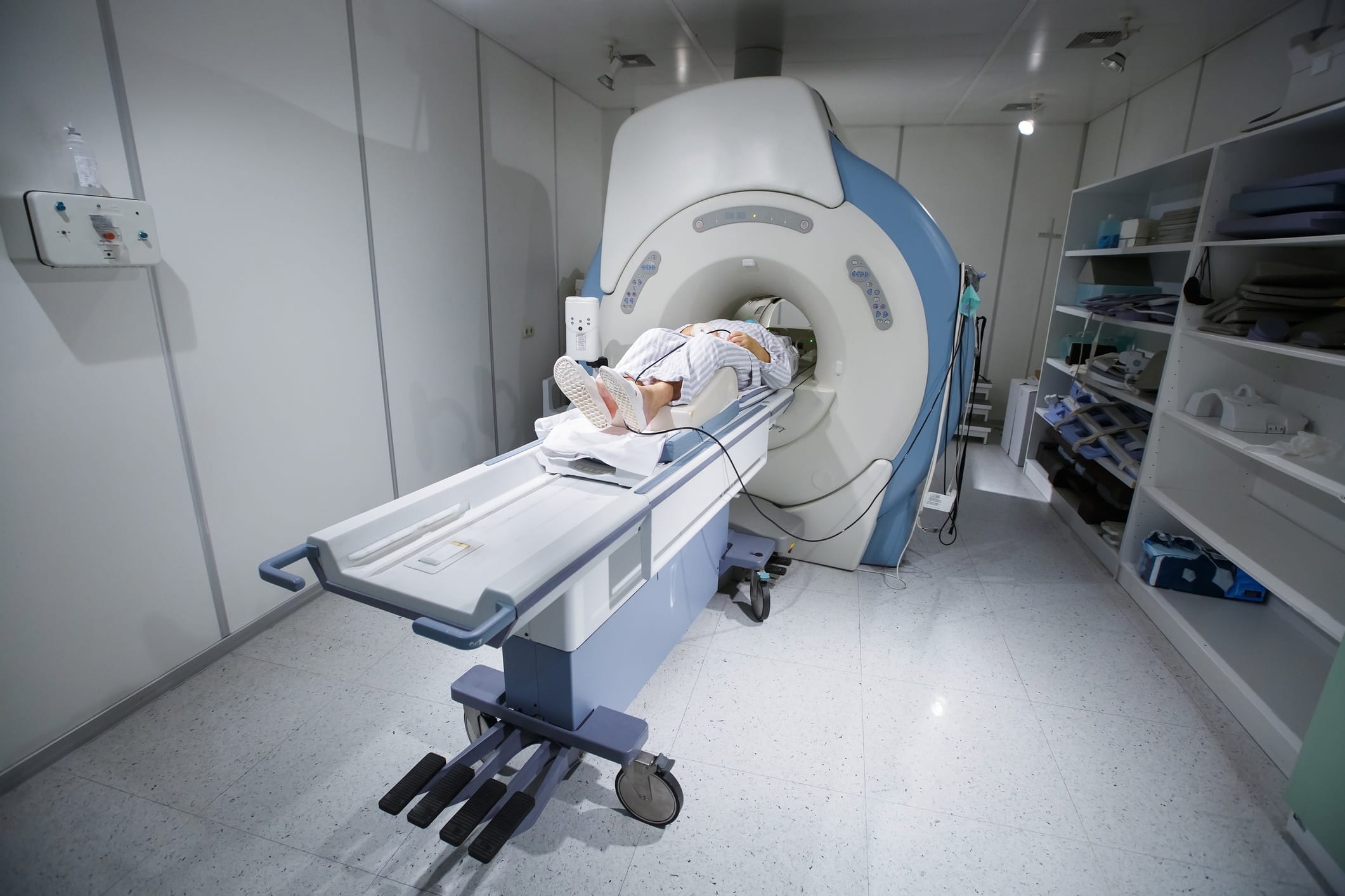 MRI Study Reveals Depressed Teens’ Brains React Differently to Emotions ...